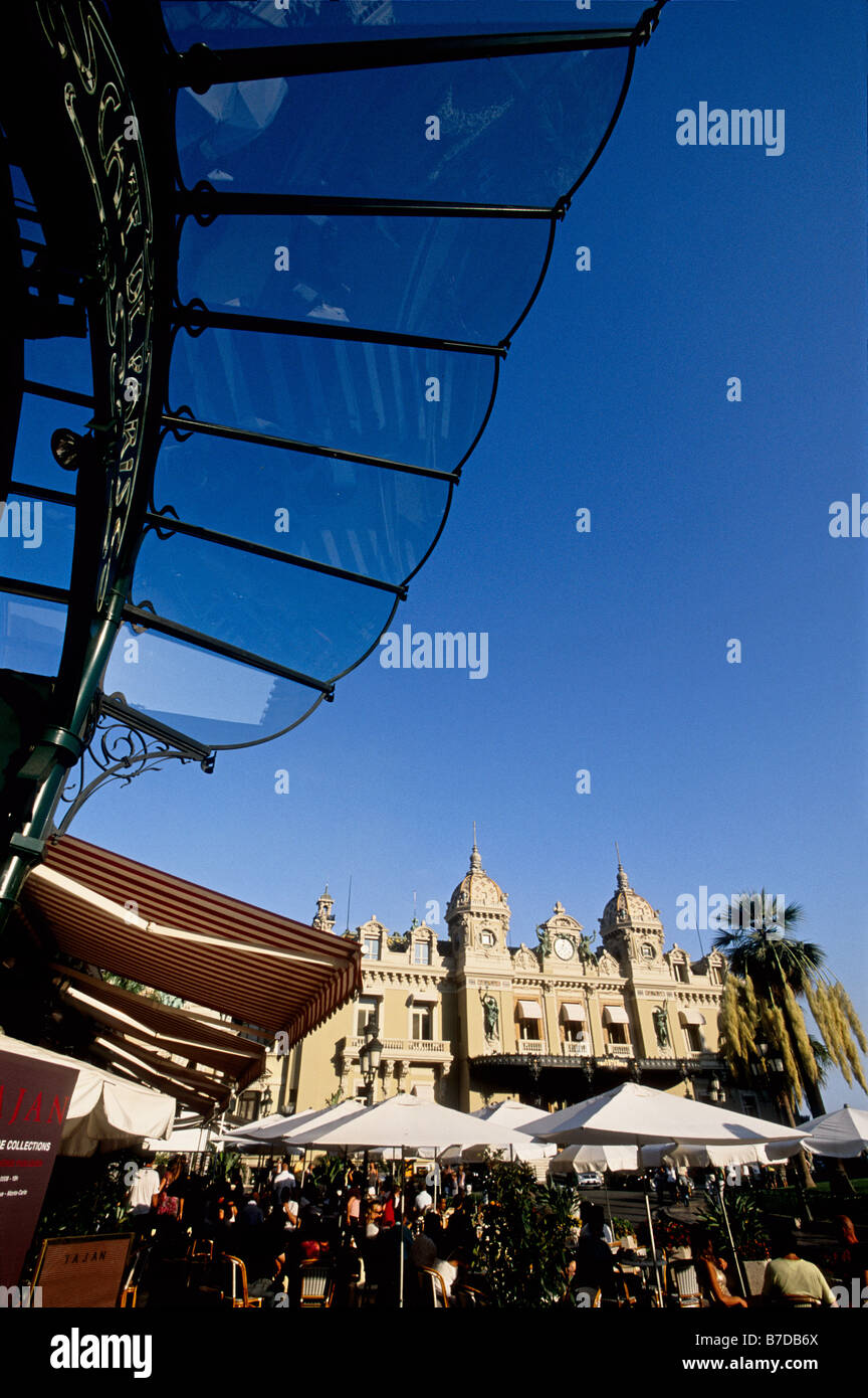 Outdoor bar in the Monte Carlo casino square Stock Photo - Alamy