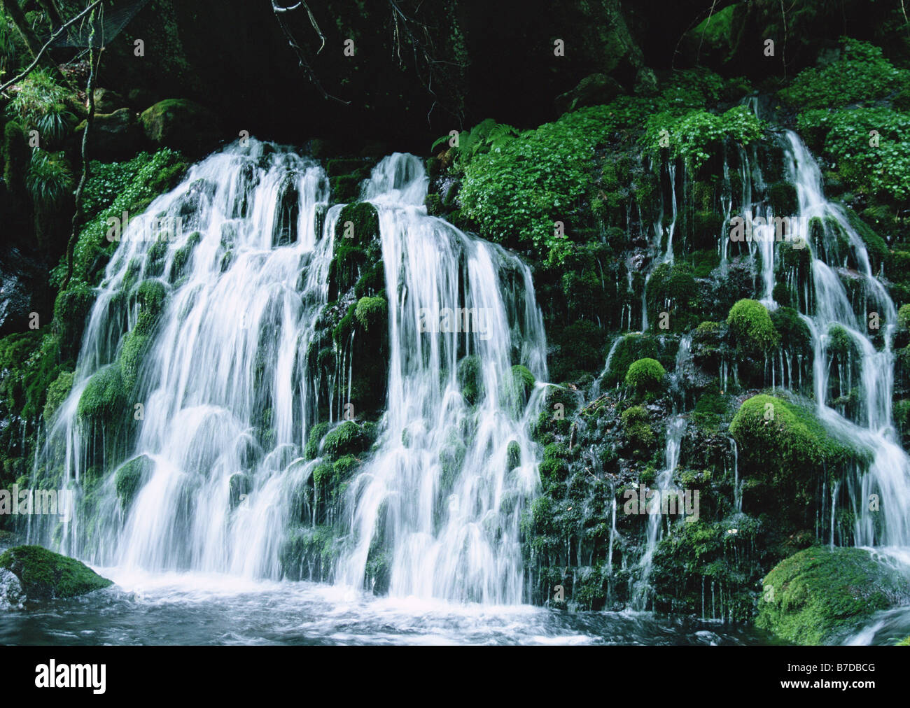 Underflow hi-res stock photography and images - Alamy