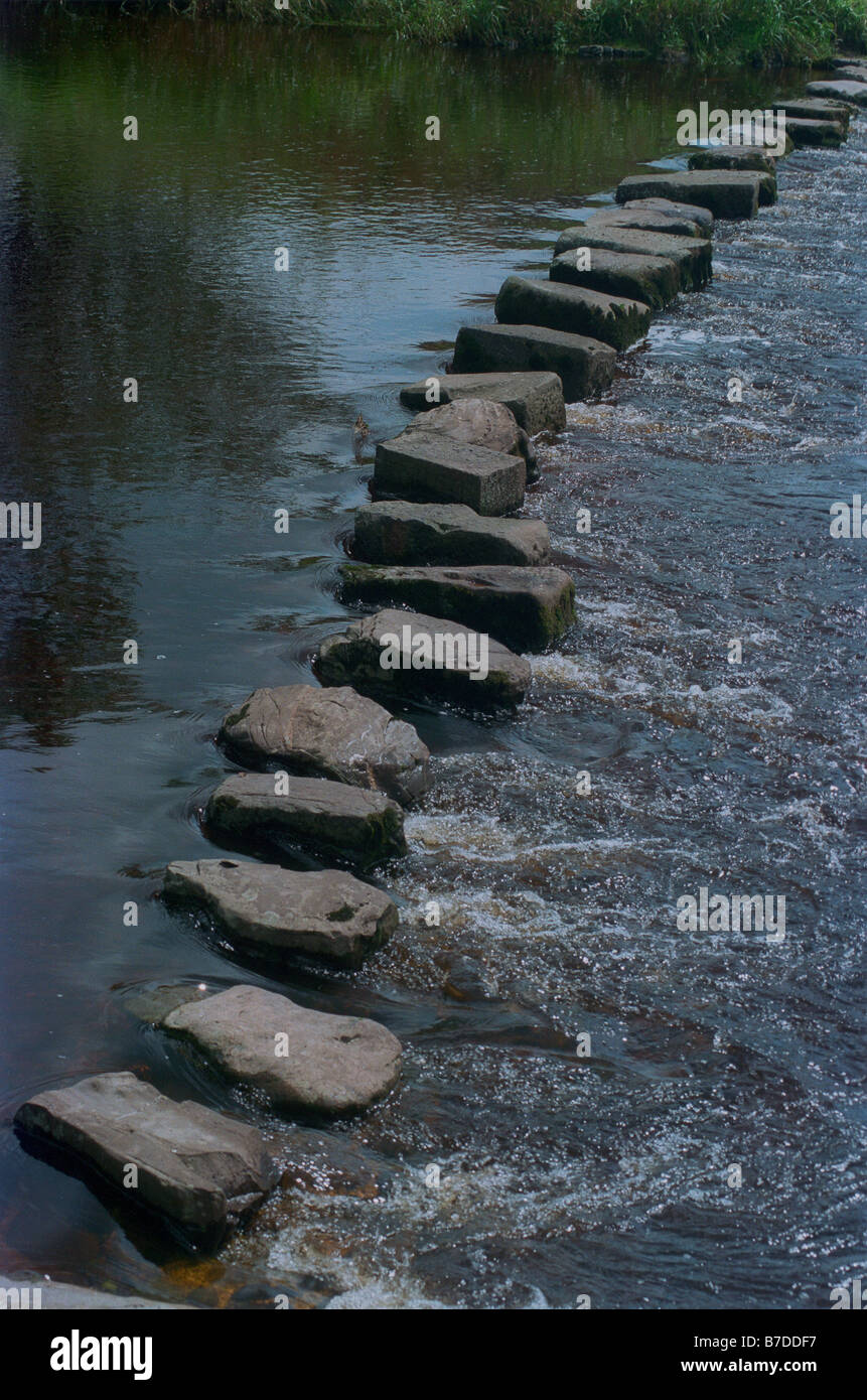 Stepping stones across a river hi-res stock photography and images - Alamy