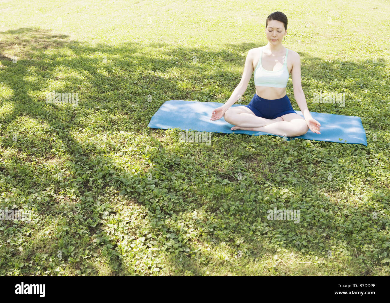 Japanese yoga in park hi-res stock photography and images - Alamy