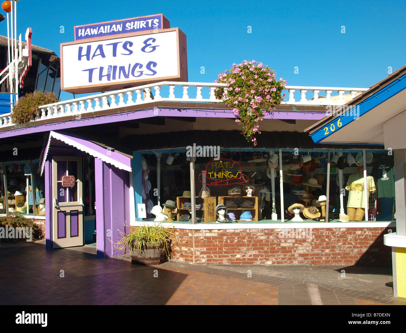 Exterior of hat shop Stock Photo - Alamy