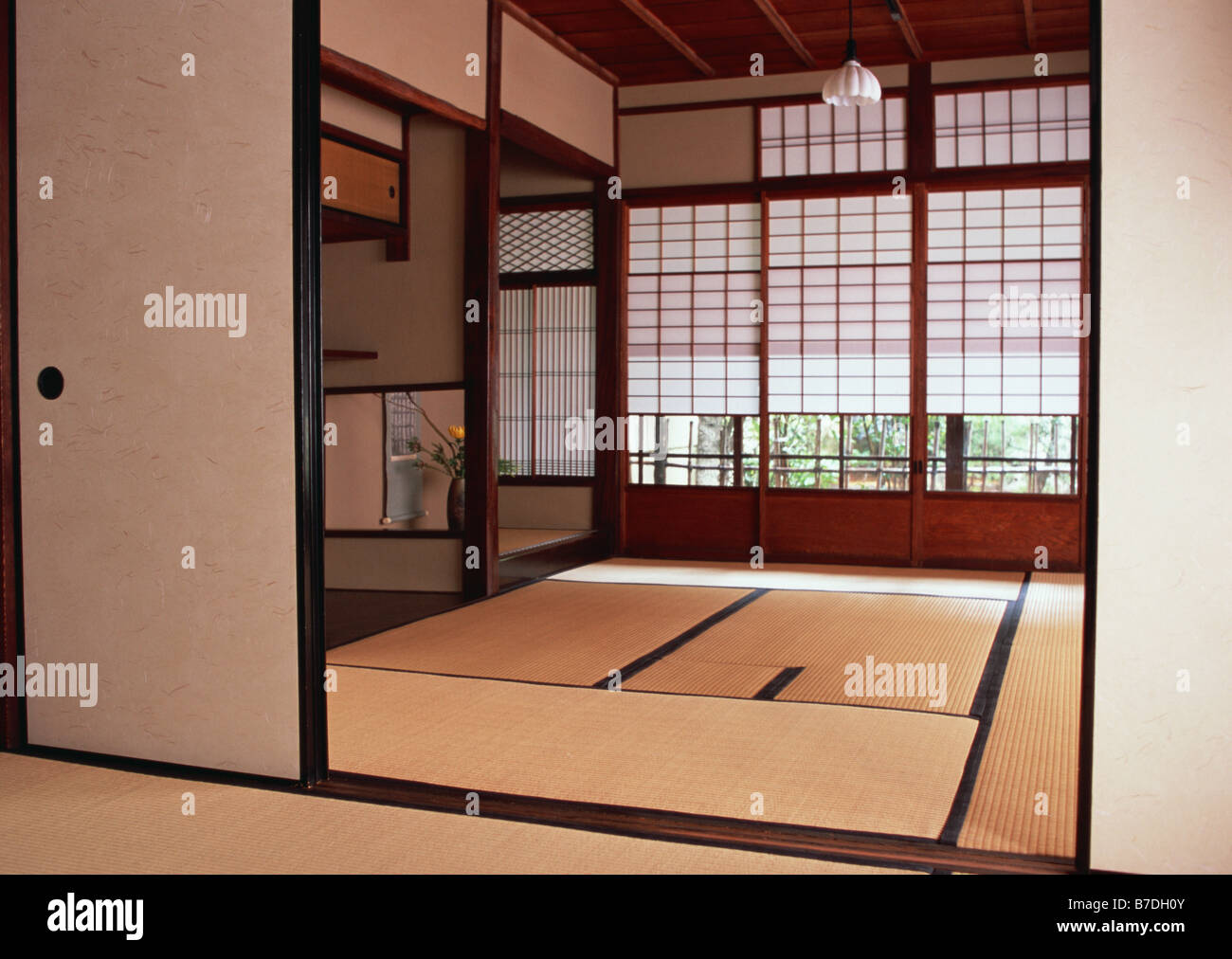 Traditional Japanese style room Stock Photo - Alamy