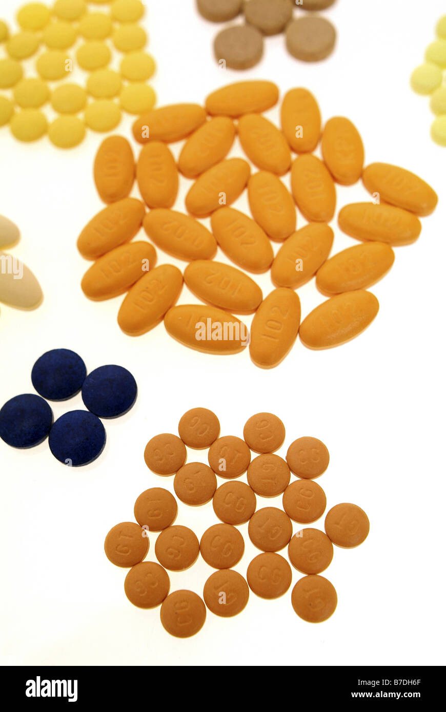 Allopathy tablets hi-res stock photography and images - Alamy
