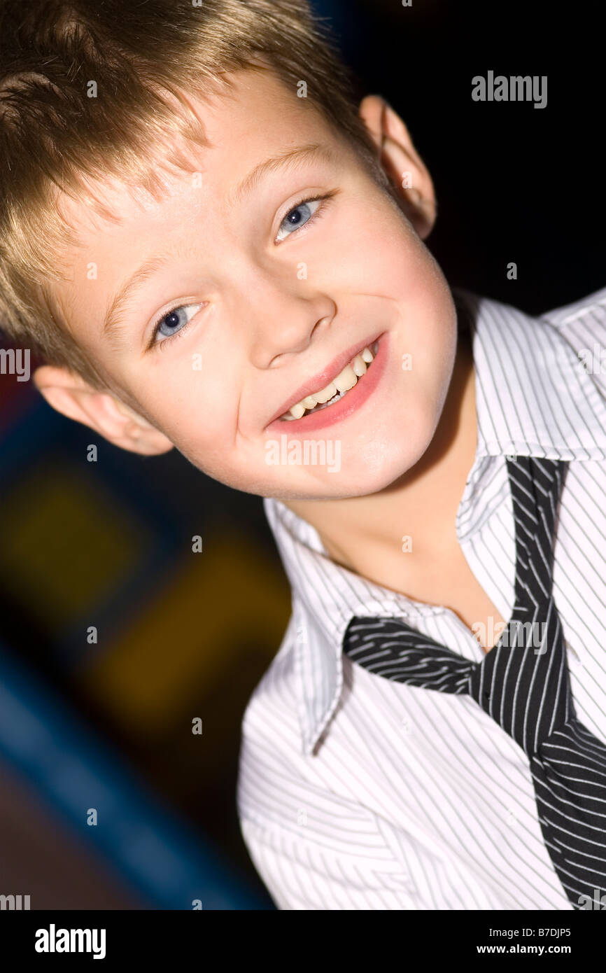 boy in shirt and tie smiling Stock Photo - Alamy