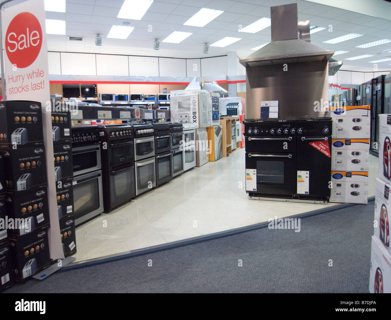 Close Up The cookers for sale in a large electrical retailer Stock ...