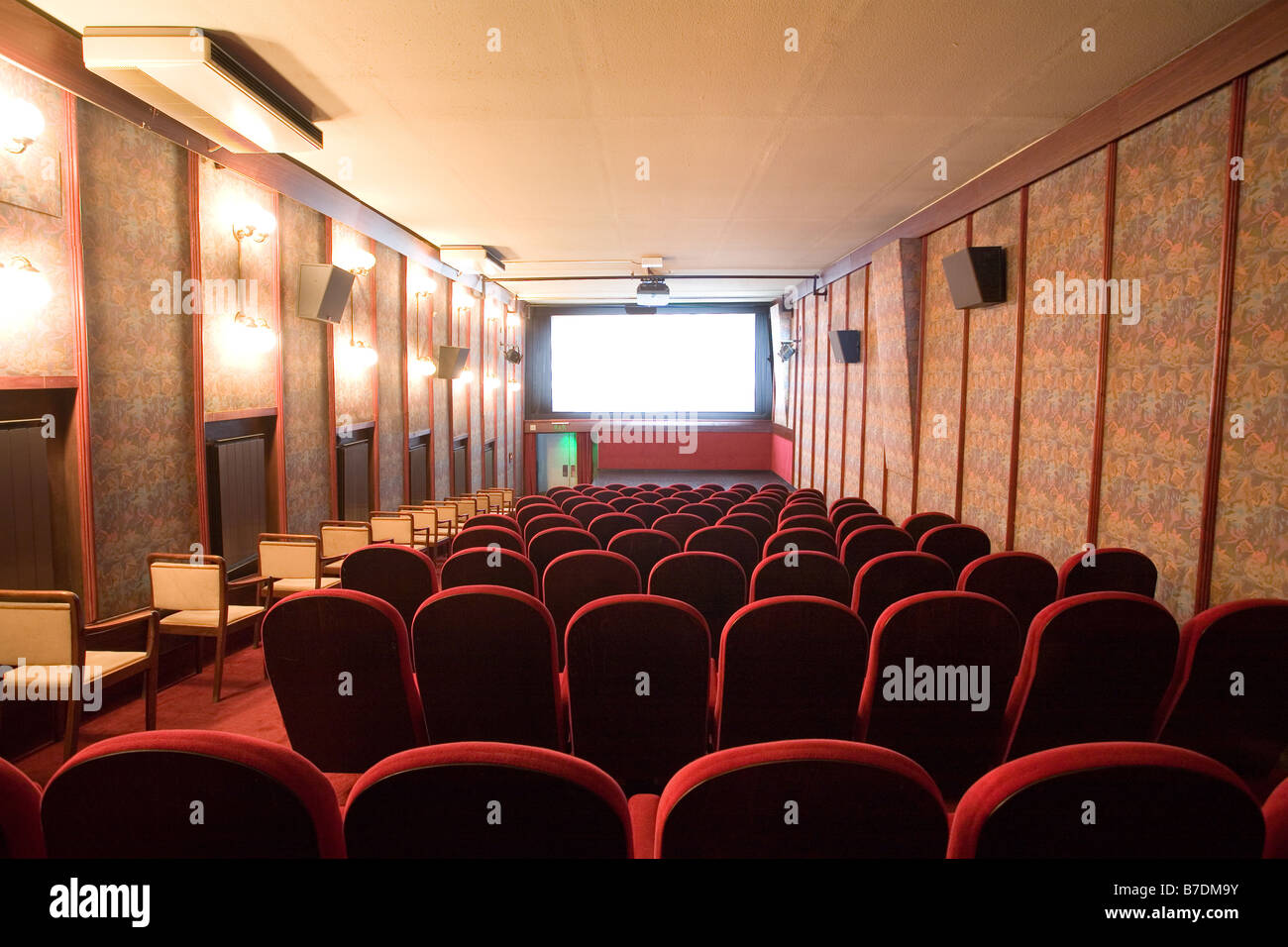 Small auditorium hi-res stock photography and images - Alamy