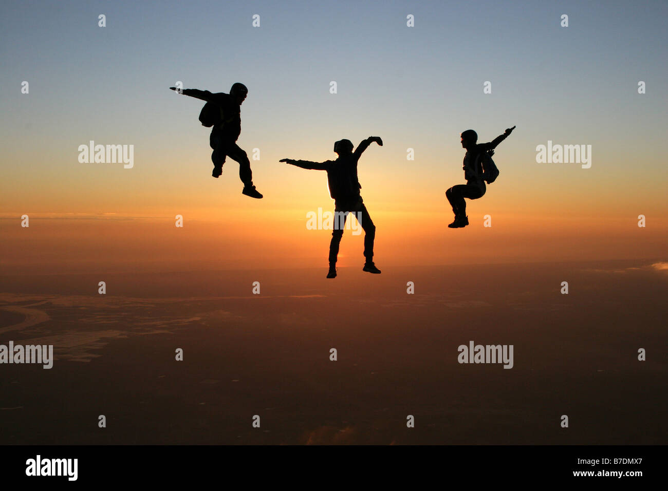 Skydiver freefall hi-res stock photography and images - Alamy