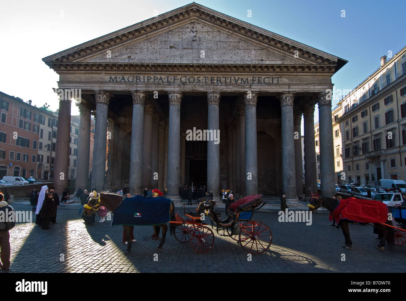 Buried in the pantheon hi-res stock photography and images - Alamy