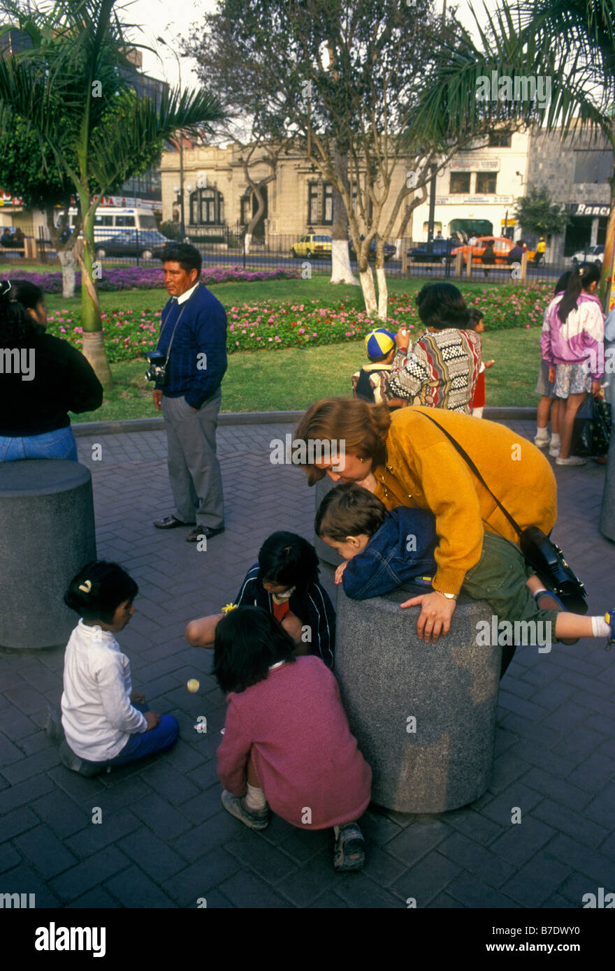Peruvians, Peruvian mother and children, children playing game ...