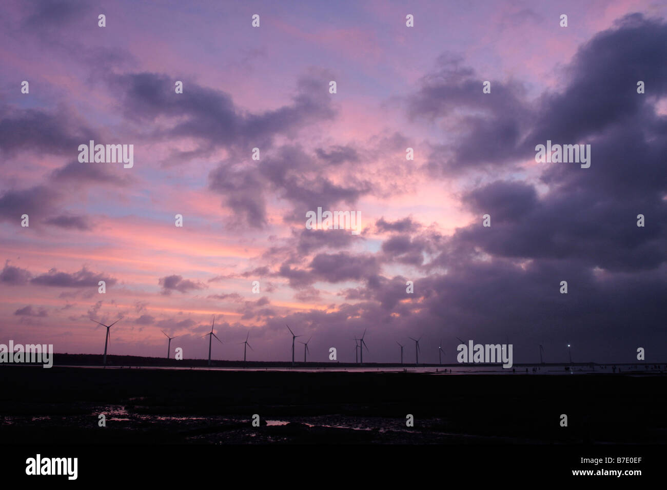 Before typhoon hi-res stock photography and images - Alamy