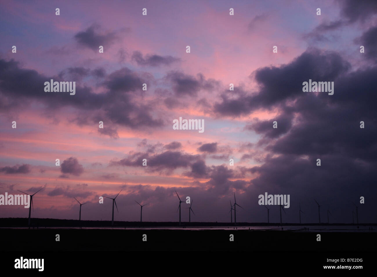 Beach before typhoon hi-res stock photography and images - Alamy