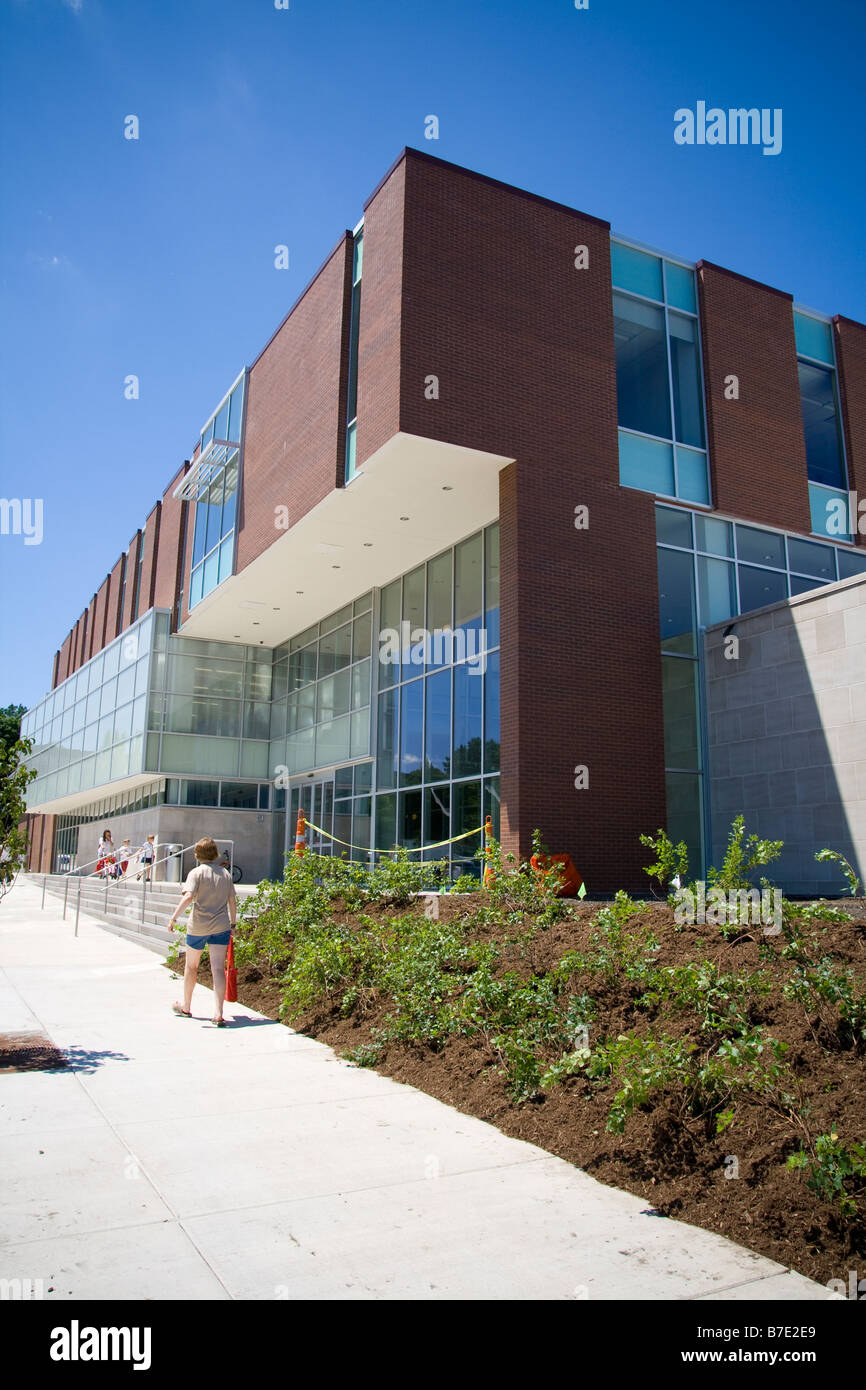 Modern public library hi-res stock photography and images - Alamy