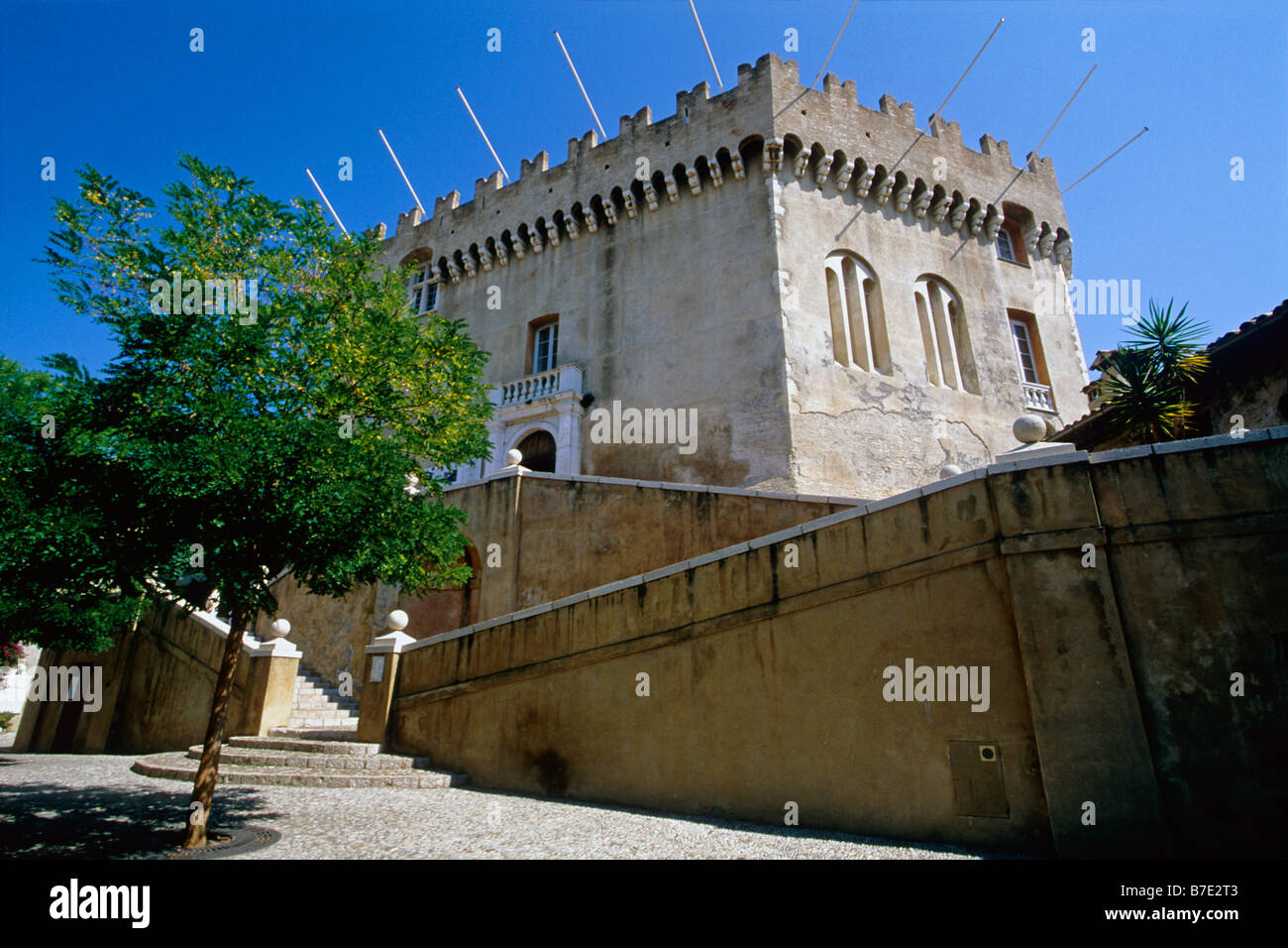 Castel architecture hi-res stock photography and images - Alamy