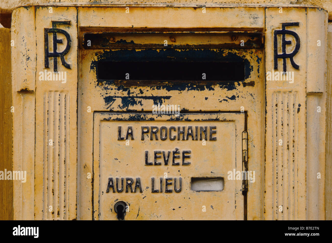 Old mail box Stock Photo - Alamy