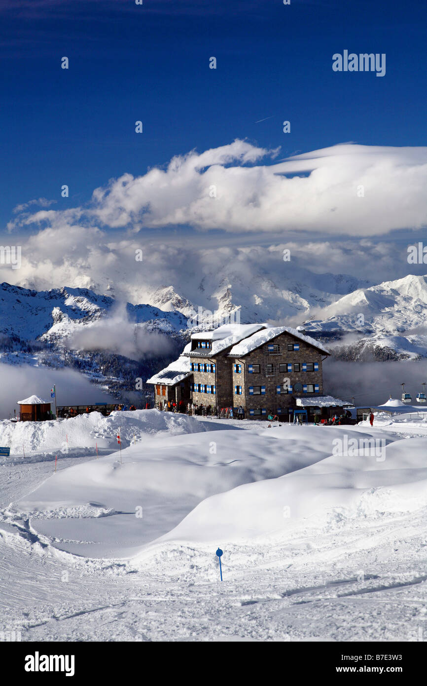 Giorgio graffer hut hi-res stock photography and images - Alamy