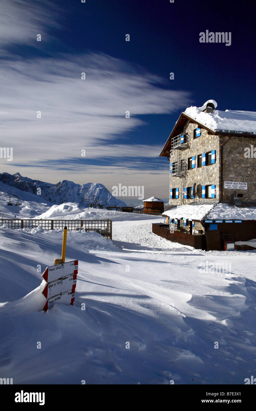 Giorgio graffer hut hi-res stock photography and images - Alamy
