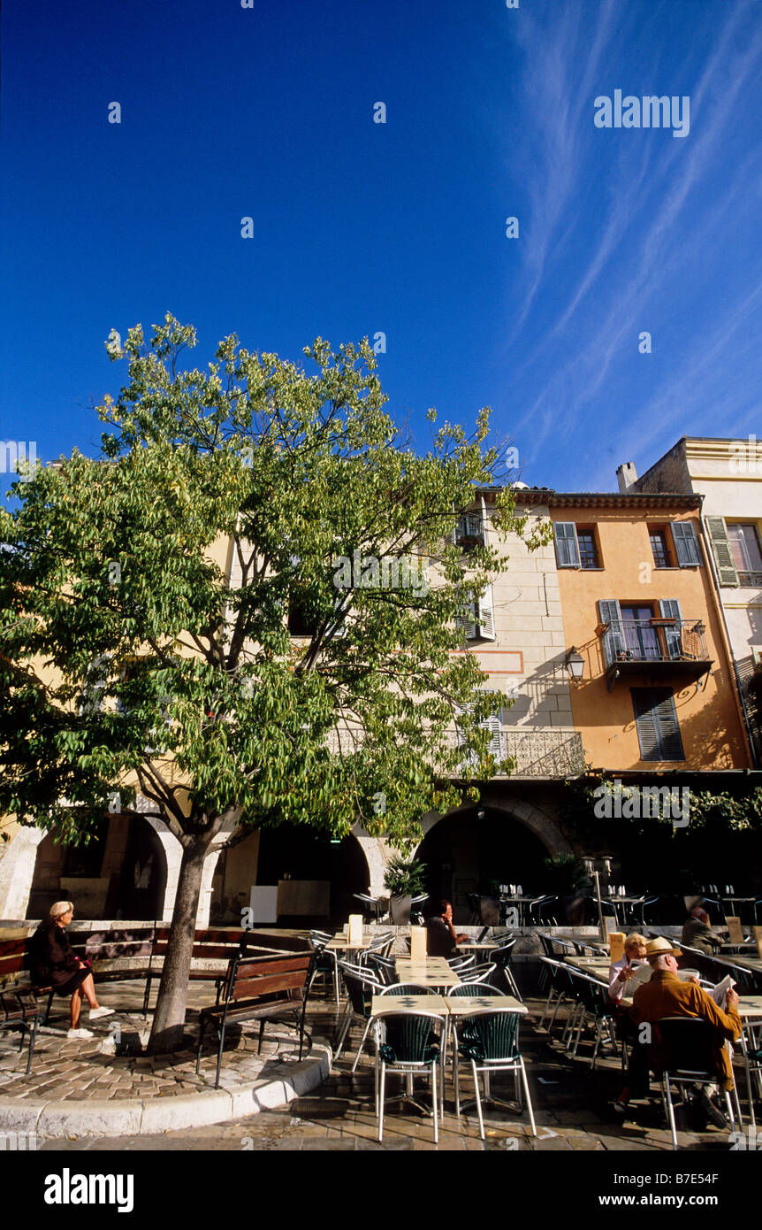 The pretty square of Valbonne Stock Photo - Alamy