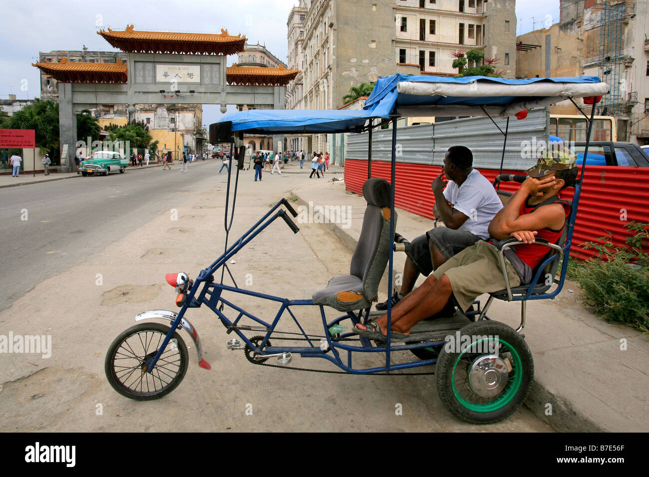 Barrio chino cuba hi-res stock photography and images - Alamy