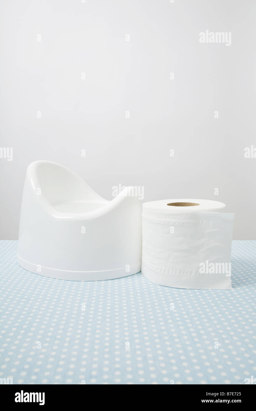 Potty Paper High Resolution Stock Photography and Images - Alamy
