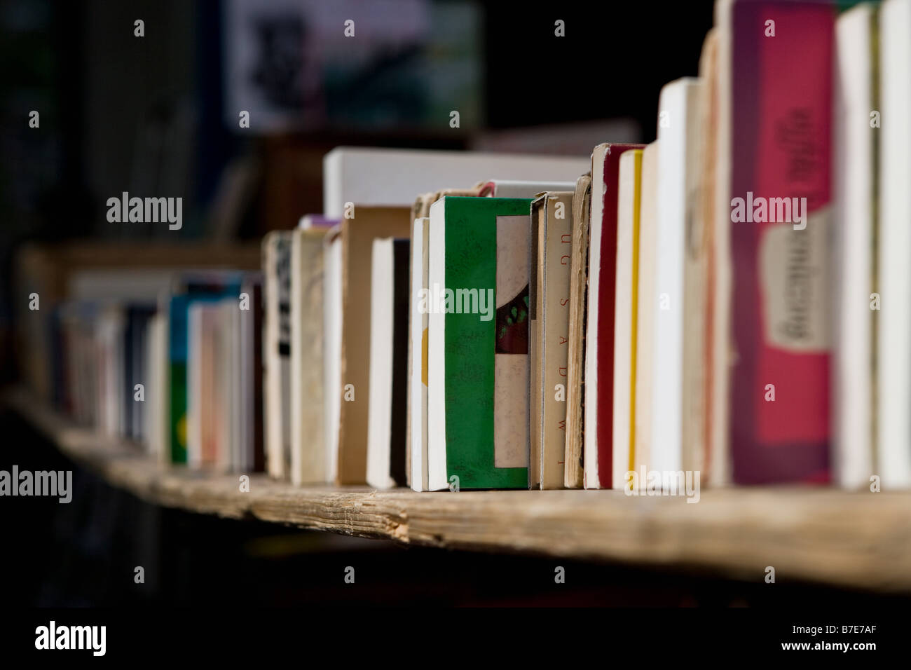 Row Of Books On Shelf High Resolution Stock Photography and Images - Alamy