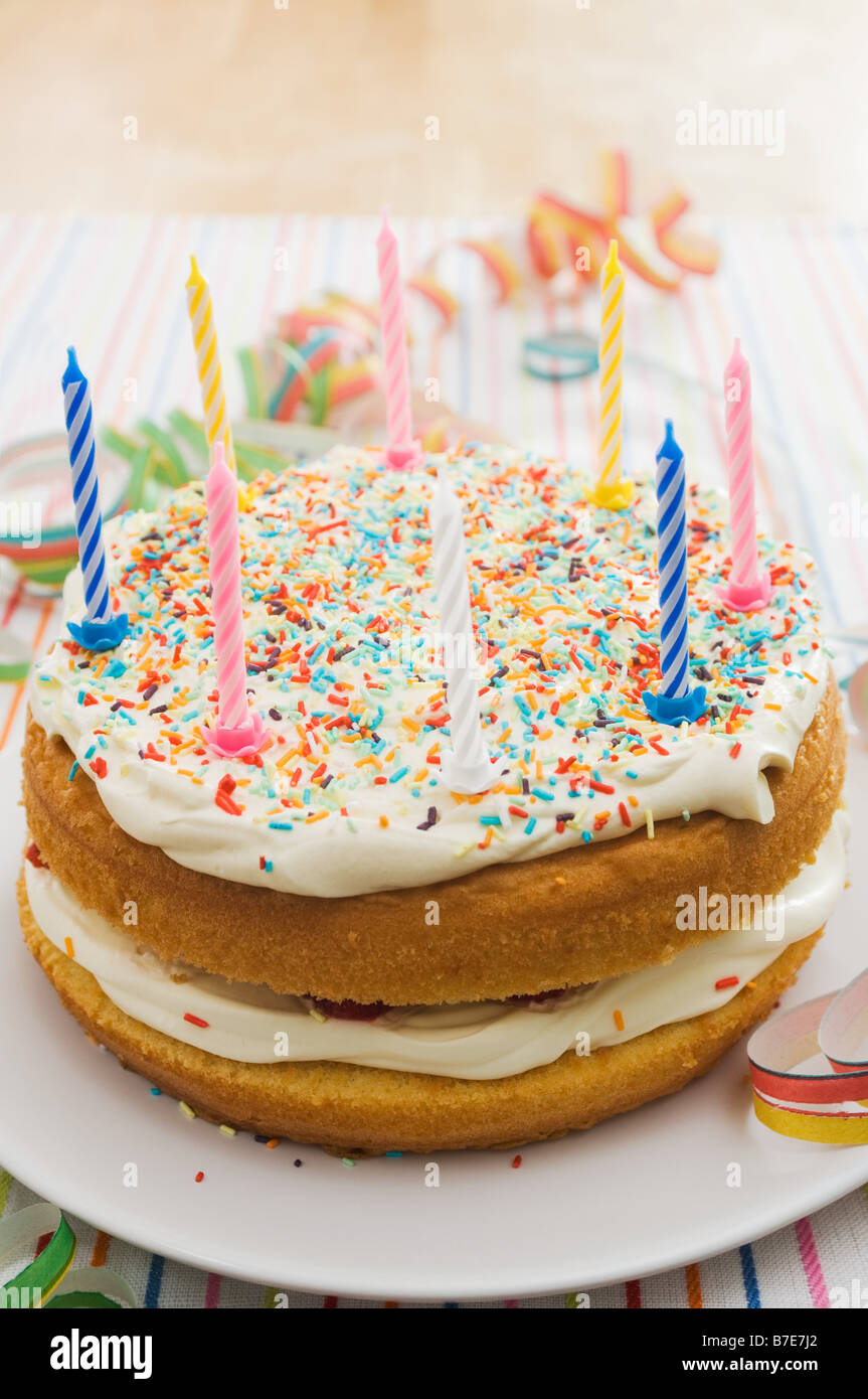 Birthday cake detail hi-res stock photography and images - Alamy