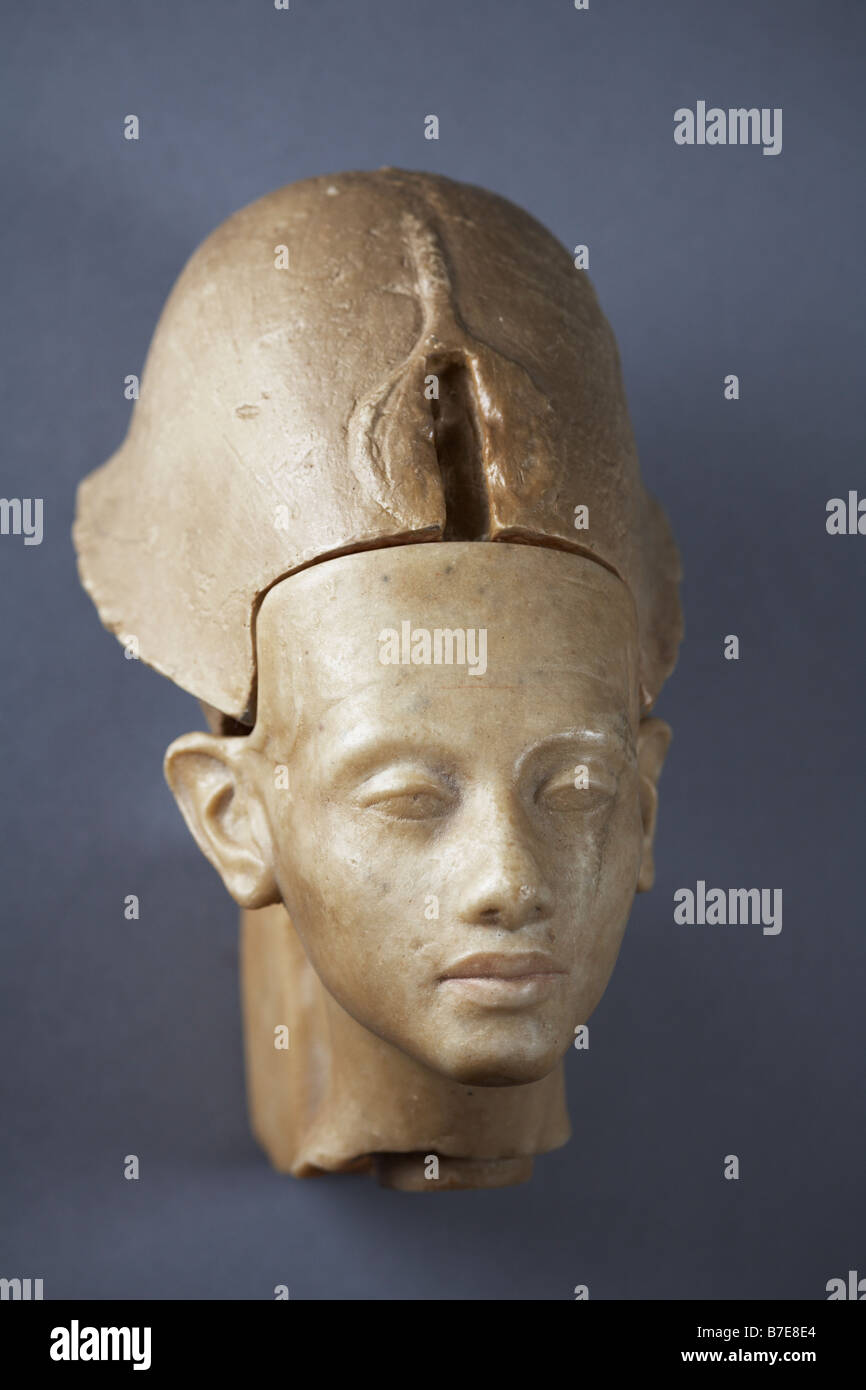 Statue of Echnaton. Replica Stock Photo - Alamy