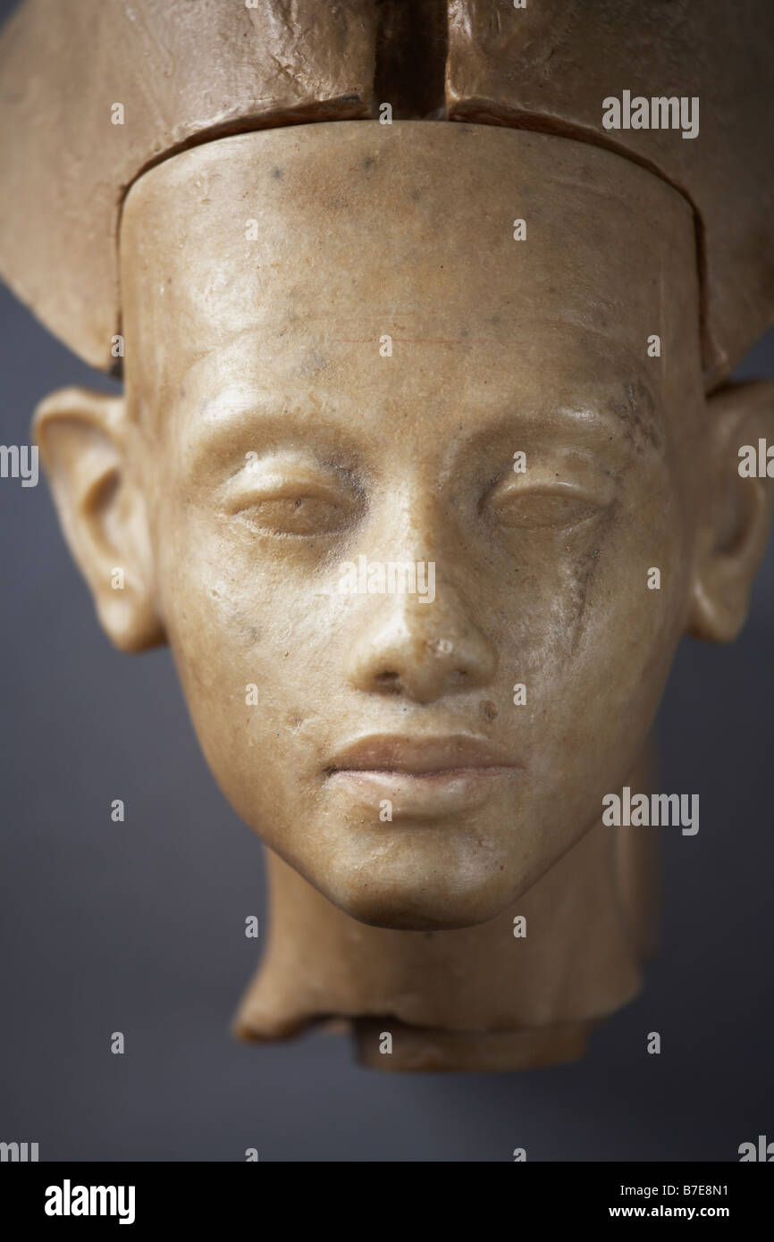 Echnaton hi-res stock photography and images - Alamy