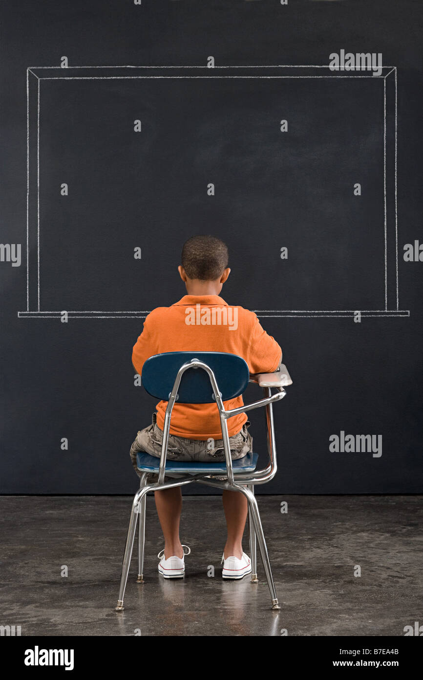 Person sat at desk hi-res stock photography and images - Alamy