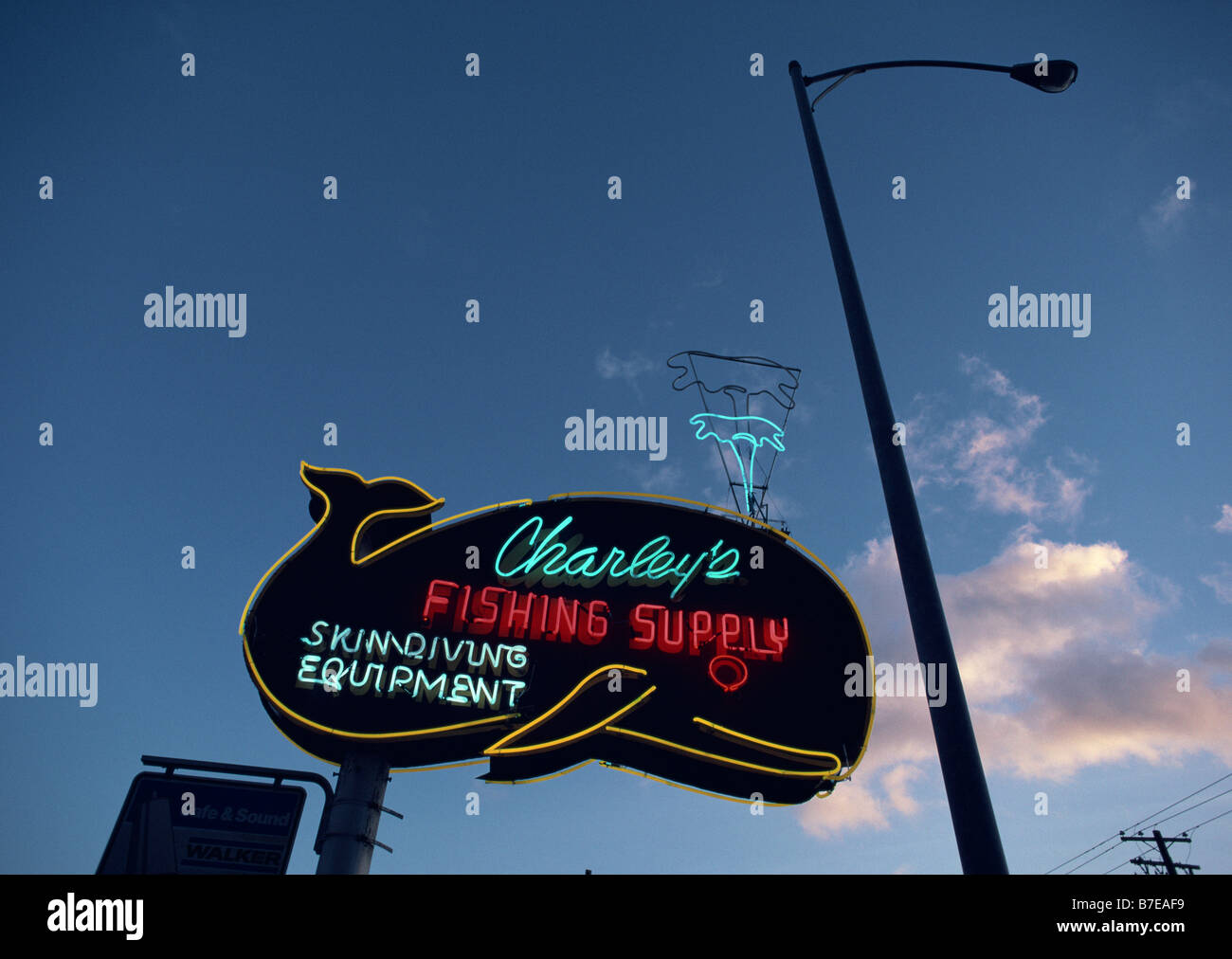 Hawaii neon sign hi-res stock photography and images - Alamy