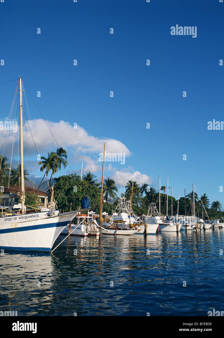 Lahaina port hi-res stock photography and images - Alamy