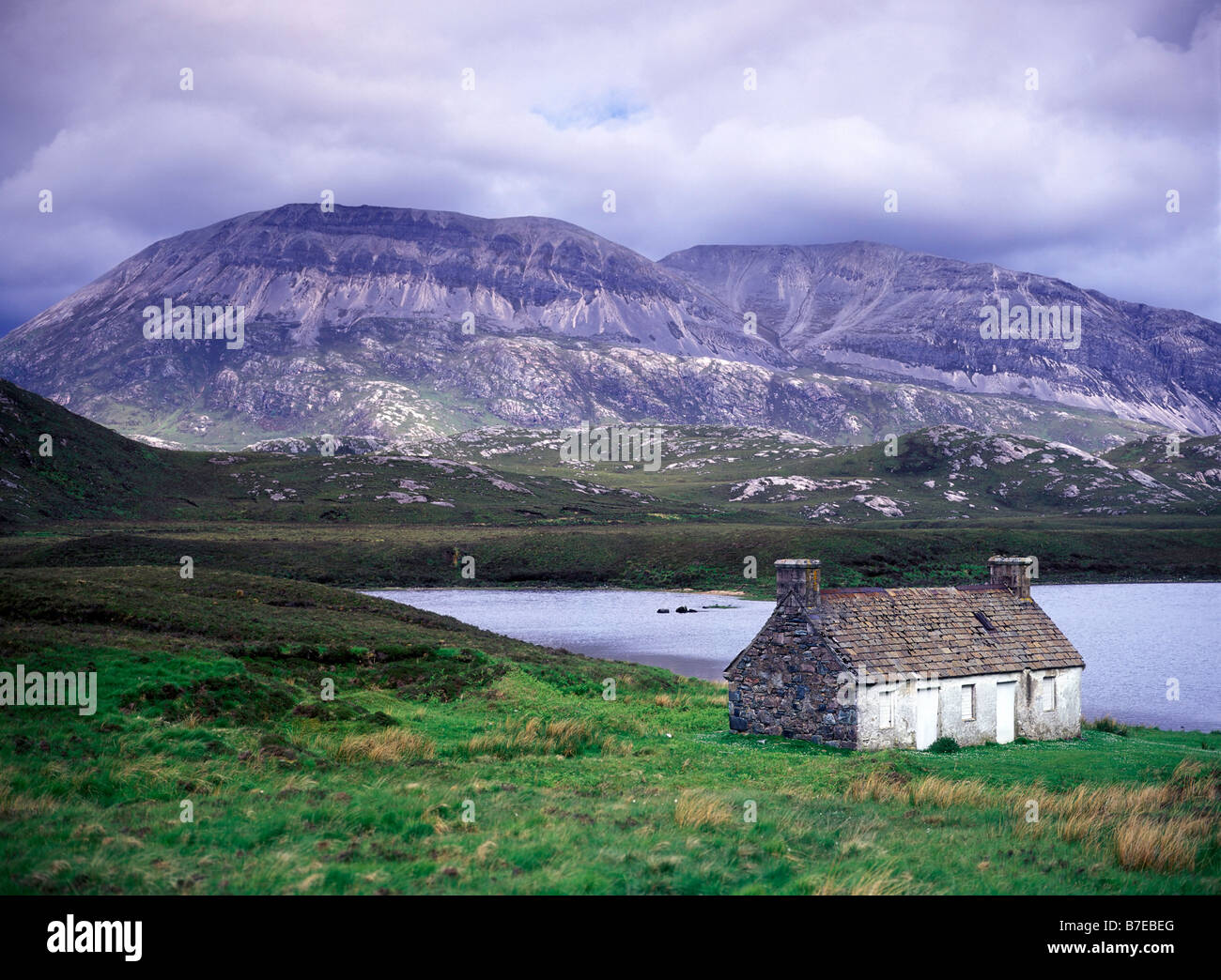 Abandoned croft on the shore of Loch Stack, Sutherland, Scotland Stock ...
