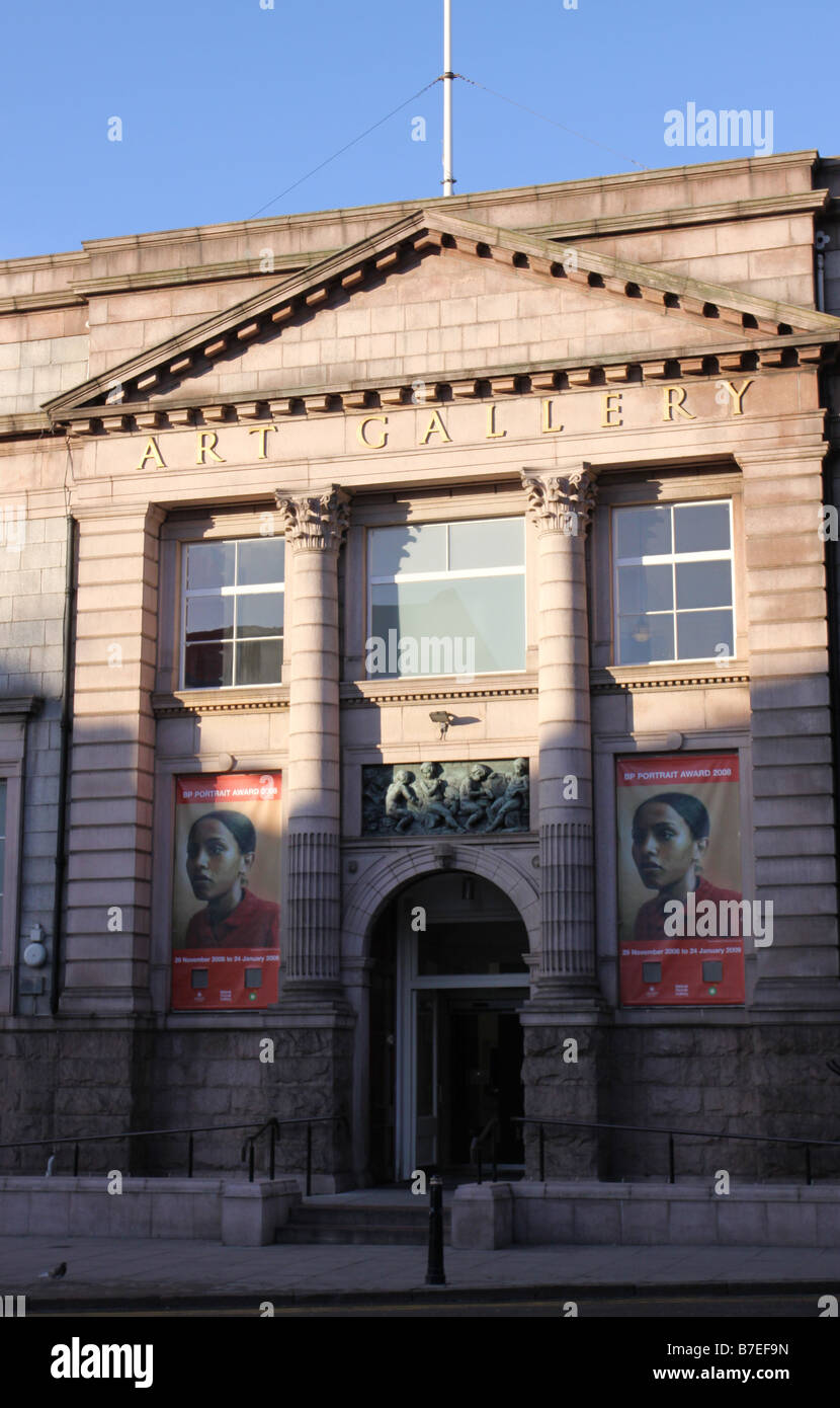 The aberdeen art gallery hi-res stock photography and images - Alamy