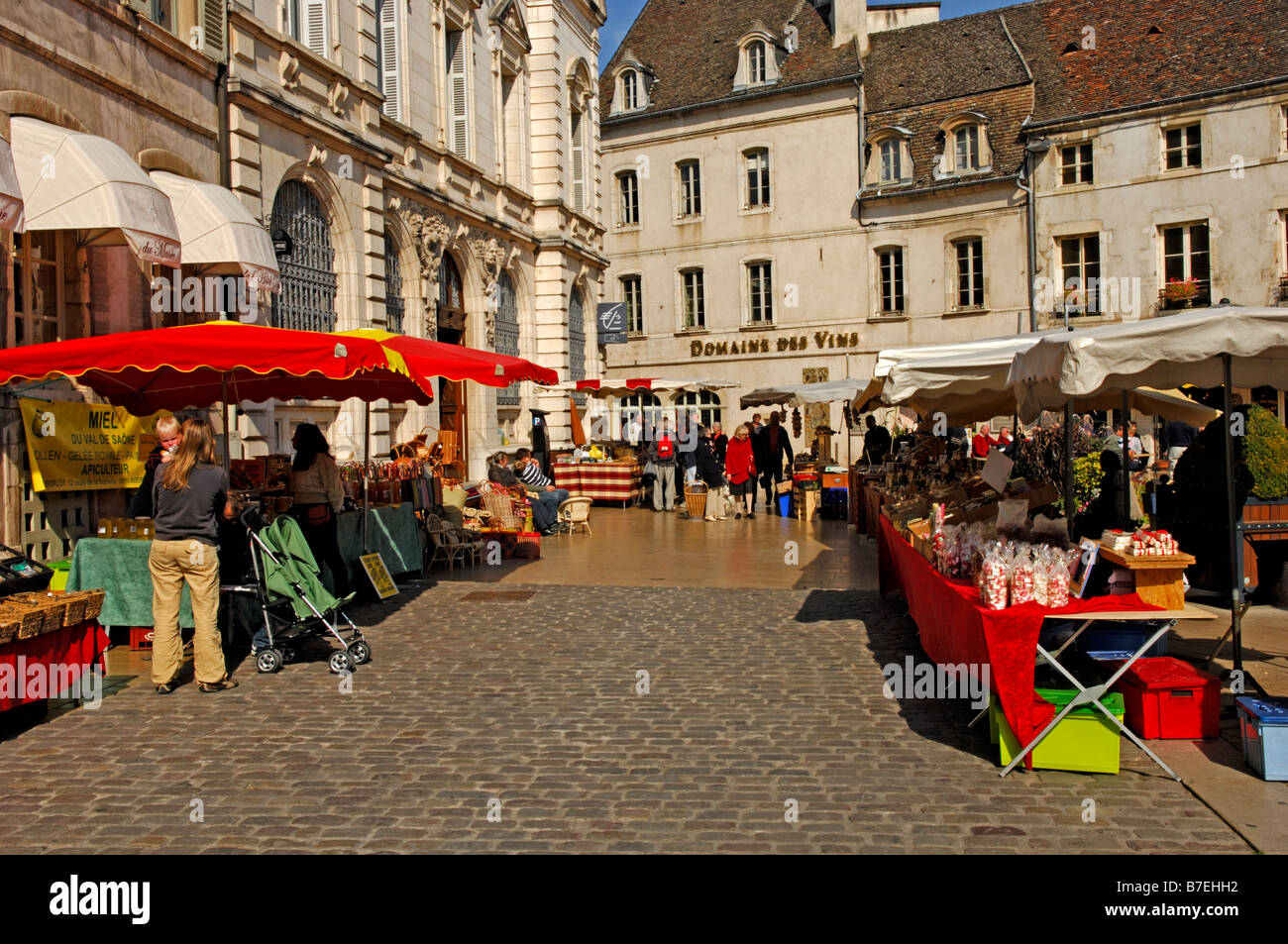 Beaune cathedral hi-res stock photography and images - Alamy