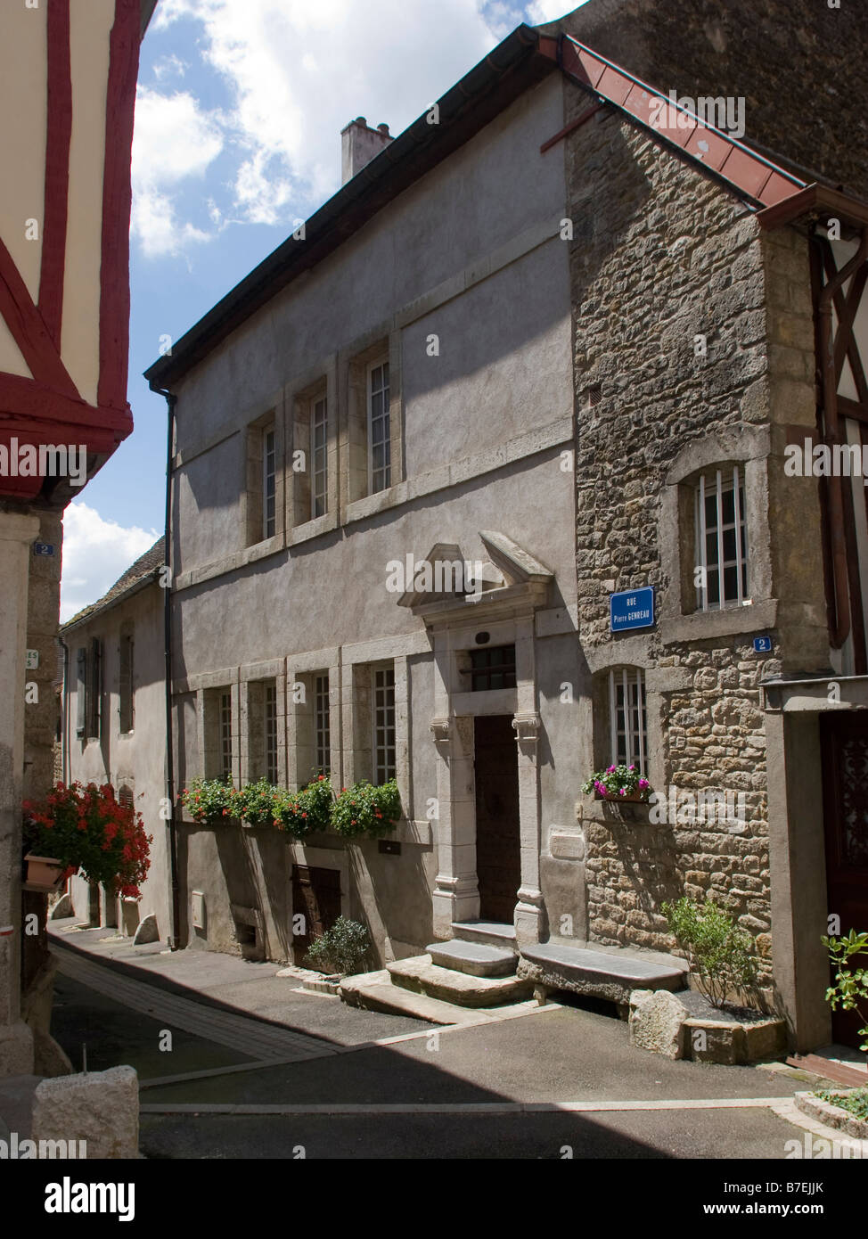Ville de Nolay France EU Stock Photo - Alamy