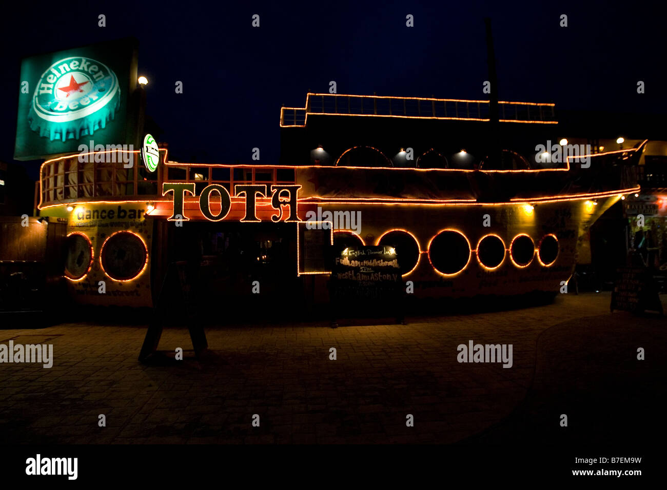 the tota bar in dahab at night in Egypt Stock Photo - Alamy