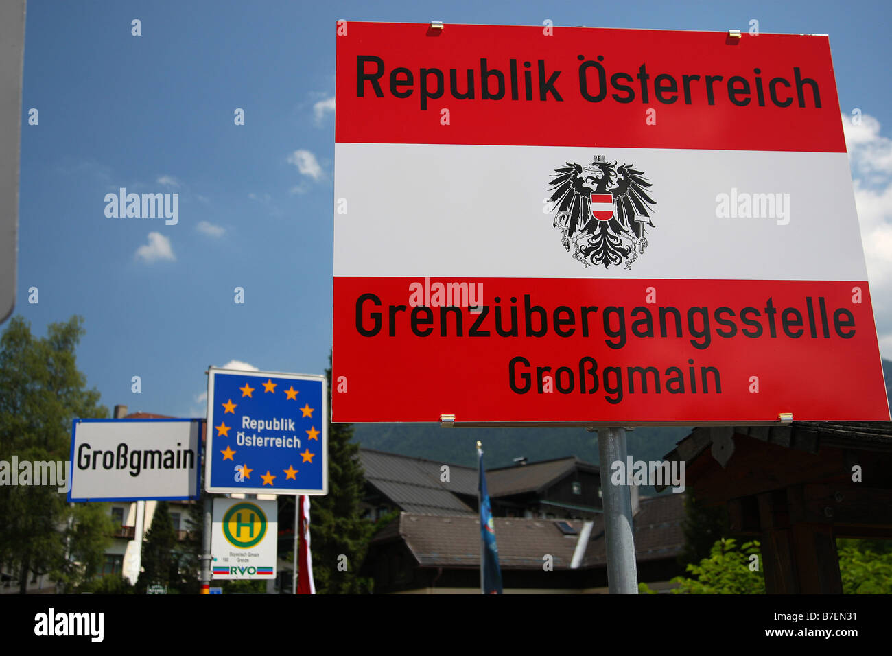 Austria border hi-res stock photography and images - Alamy