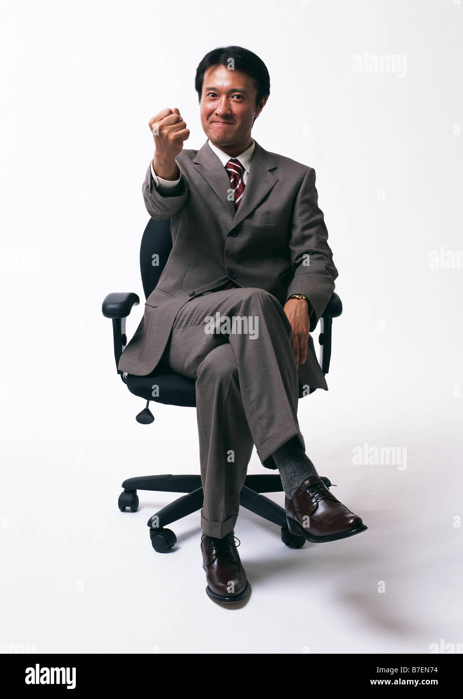One legged chair pose hi-res stock photography and images - Alamy