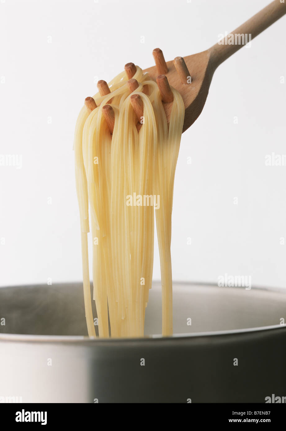 Spaghetti server hi-res stock photography and images - Alamy