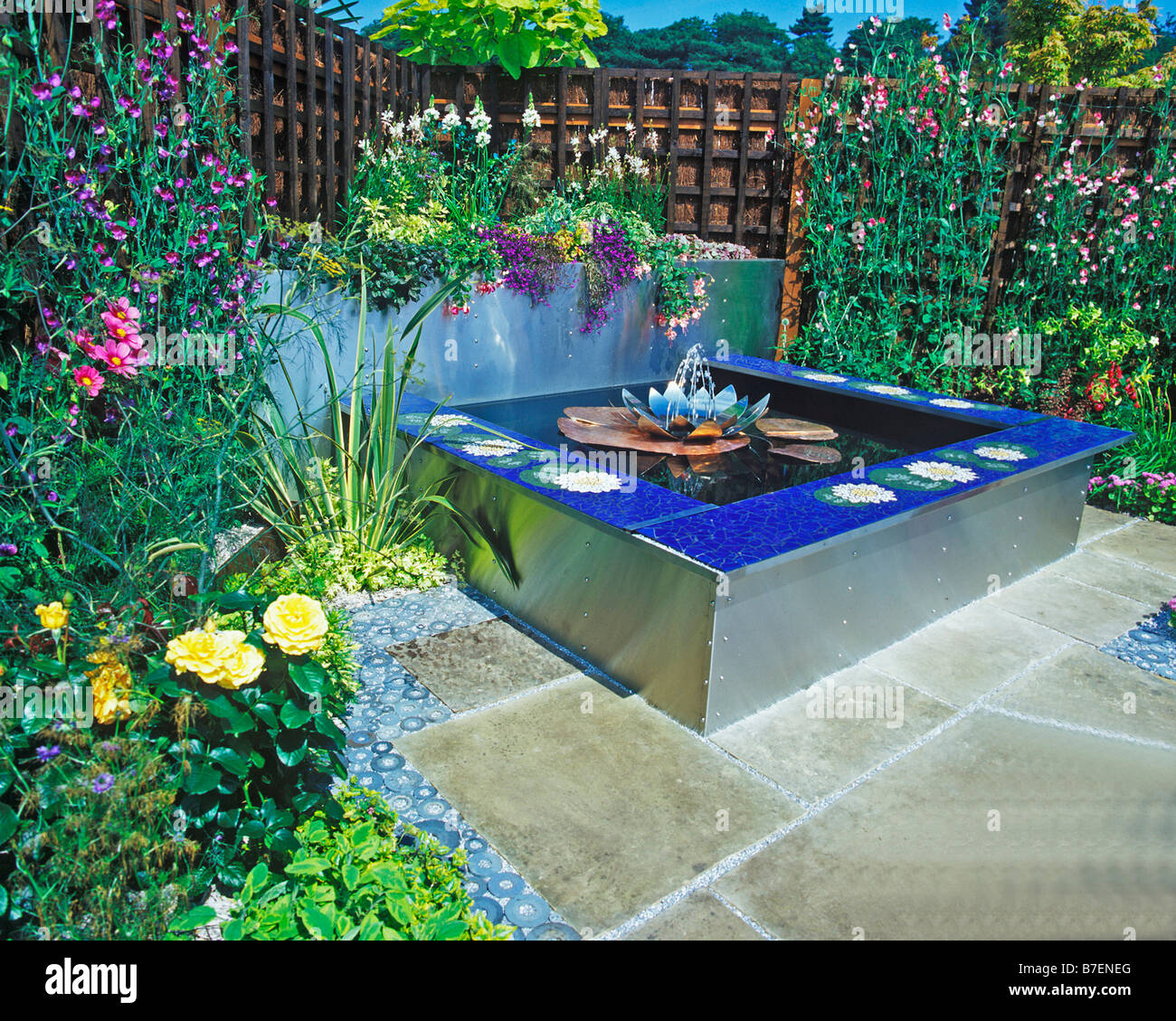 Raised Water Feature High Resolution Stock Photography and Images - Alamy