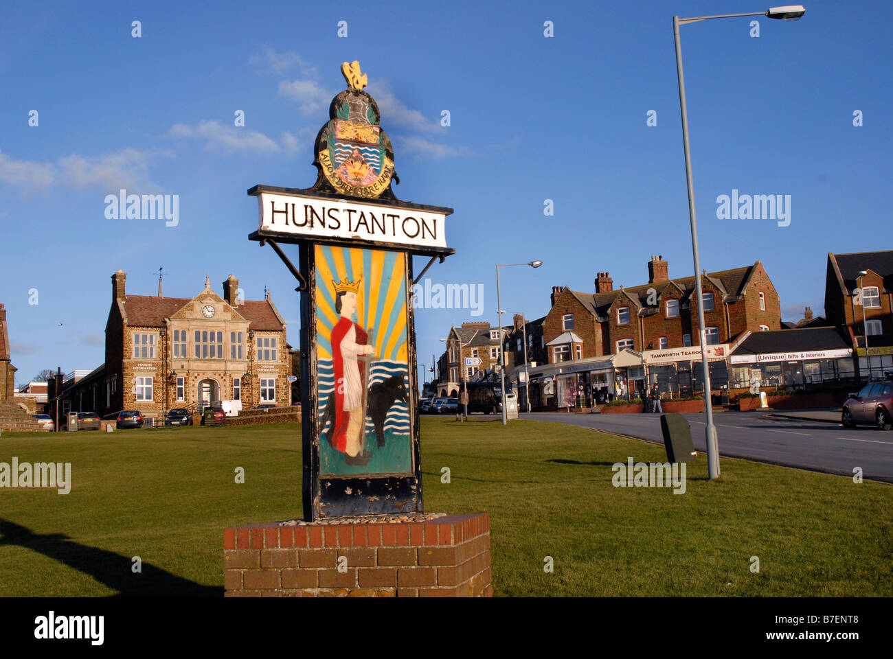 Hunstanton and shops hi-res stock photography and images - Alamy