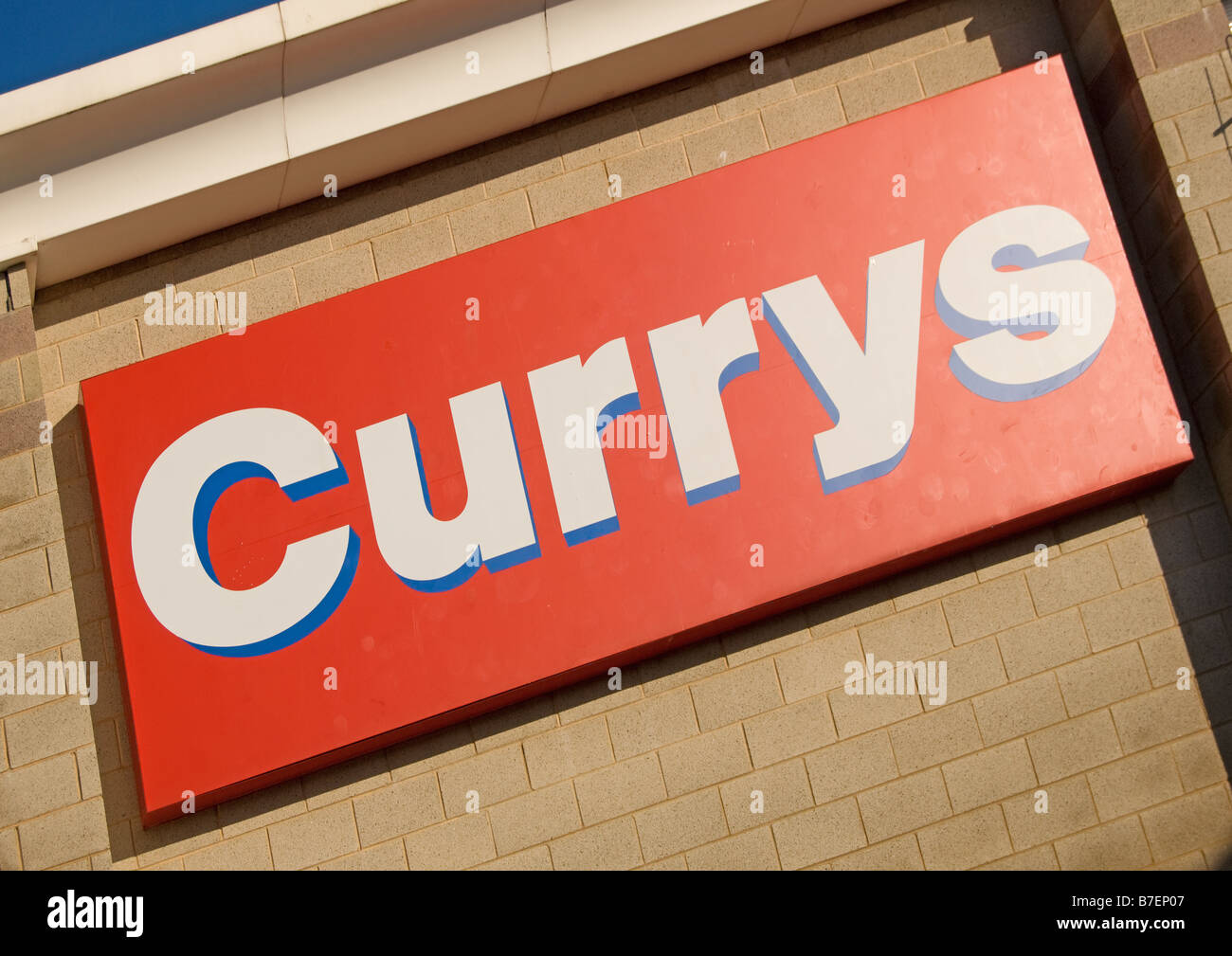 Currys shop sign Stock Photo - Alamy
