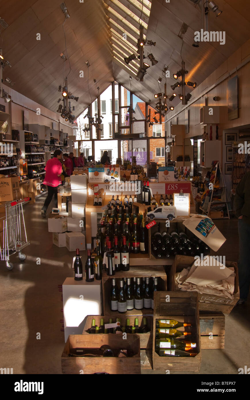 Beer cellar hi-res stock photography and images - Alamy