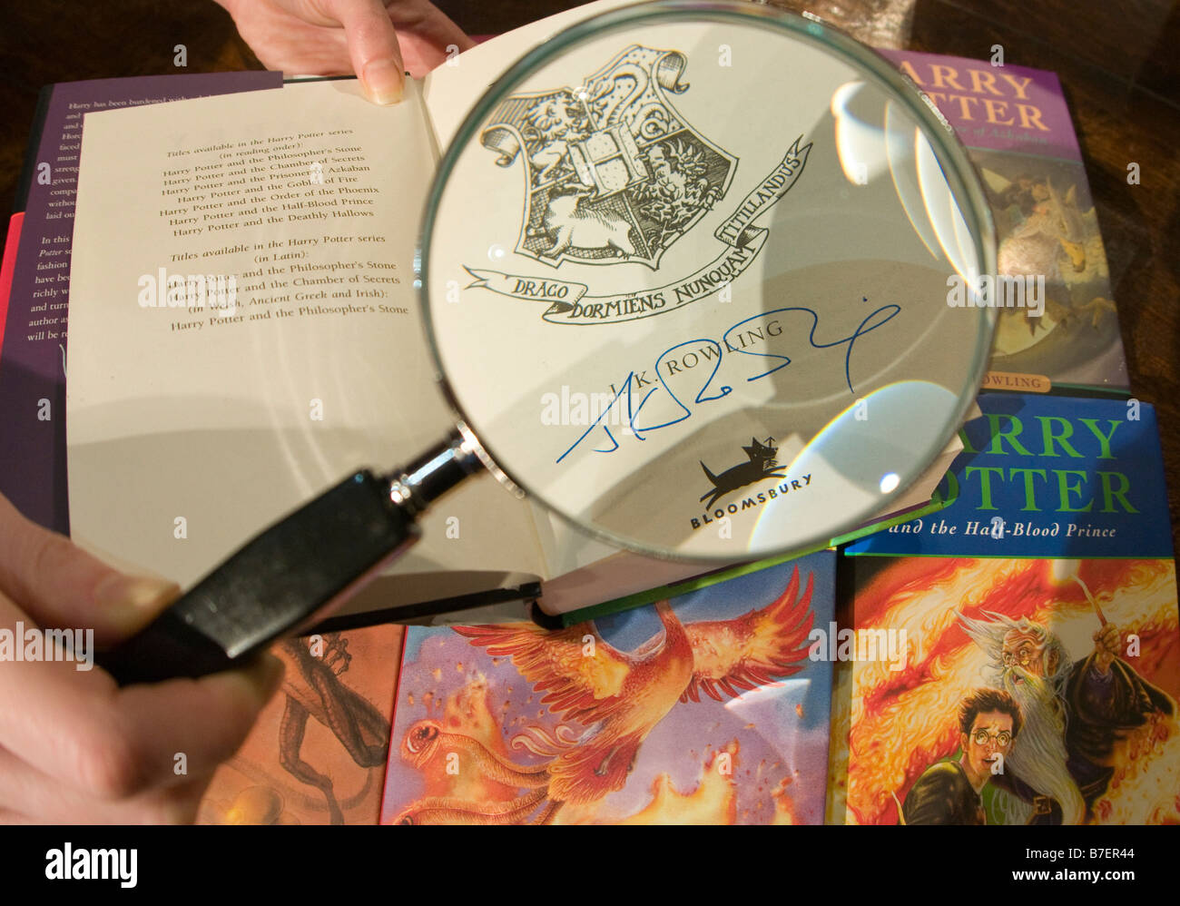 Jk rowling hi-res stock photography and images - Alamy