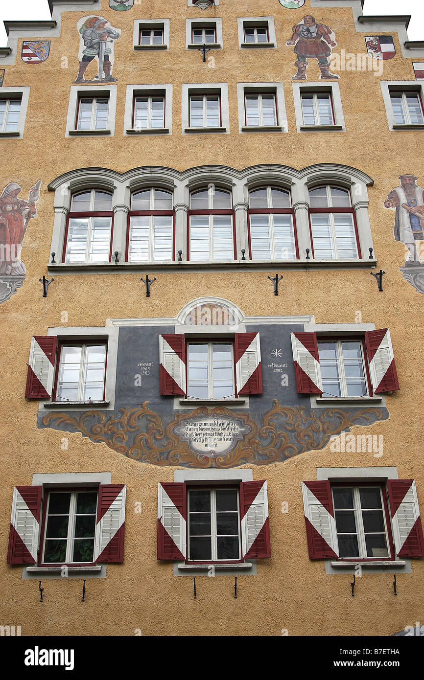 SHUTTERED BUILDING KUFSTEIN AUSTRIA 15 June 2008 Stock Photo - Alamy