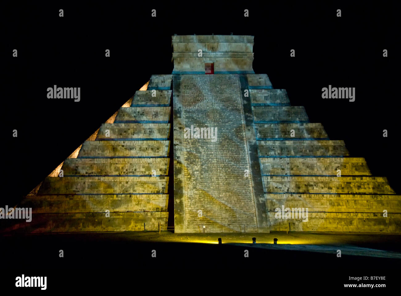 Mayan Pyramid At Chichen Itza At Night High Resolution Stock ...