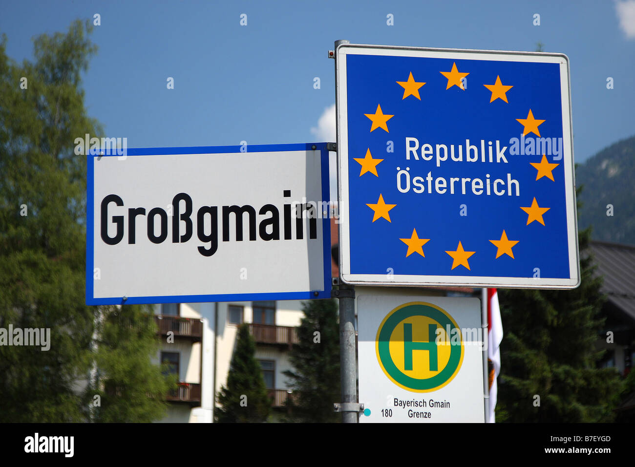 Austria border hi-res stock photography and images - Alamy