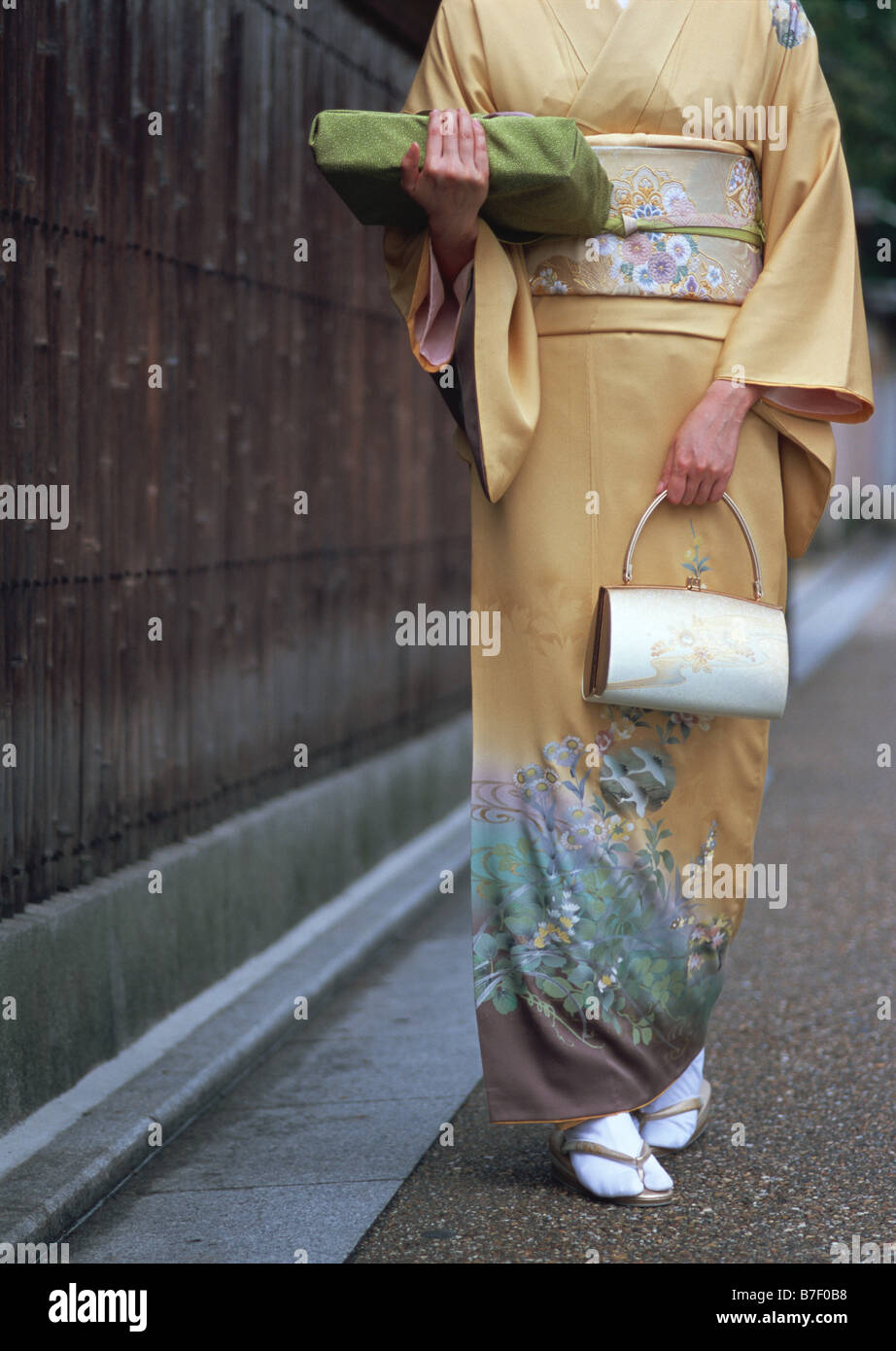 Woman wearing socks with sandals hi-res stock photography and images ...