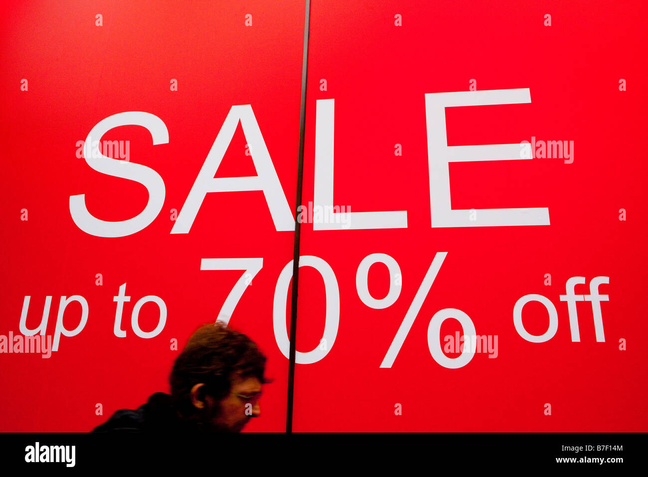 Shops shop offer display window sale hi-res stock photography and ...