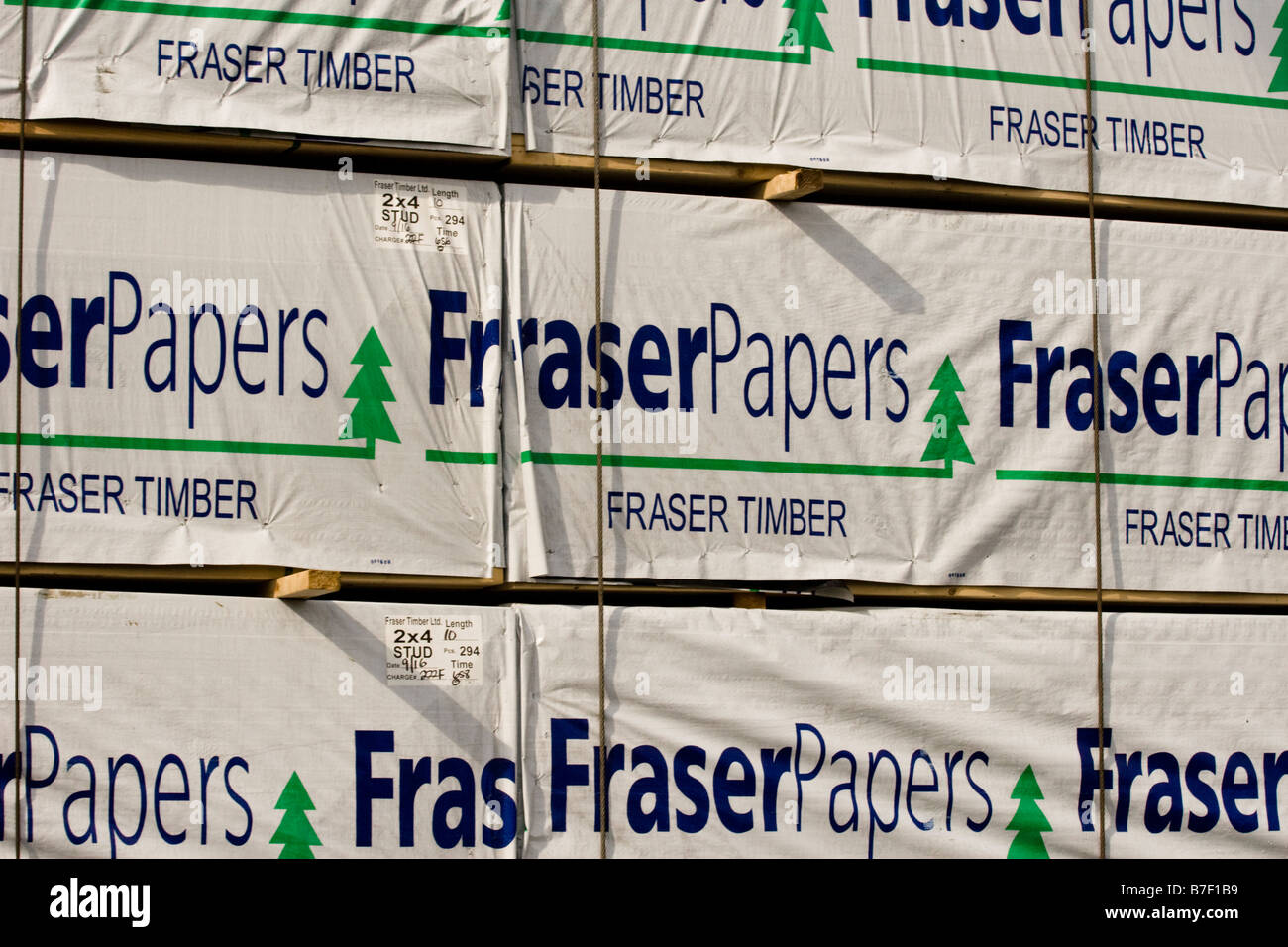 Lumber rail car hi-res stock photography and images - Alamy