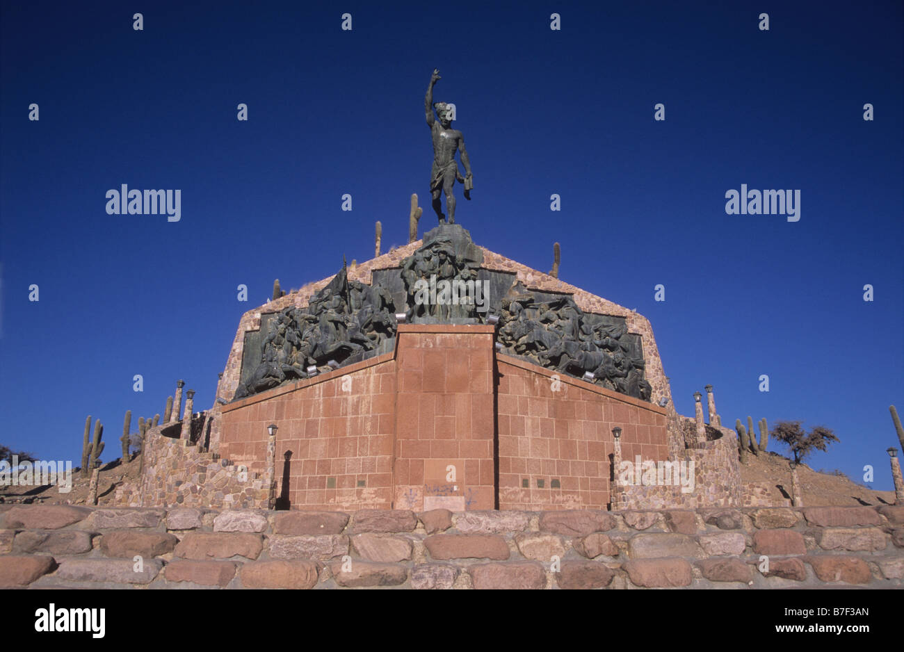 Monumento de guerra colonial hi-res stock photography and images - Alamy
